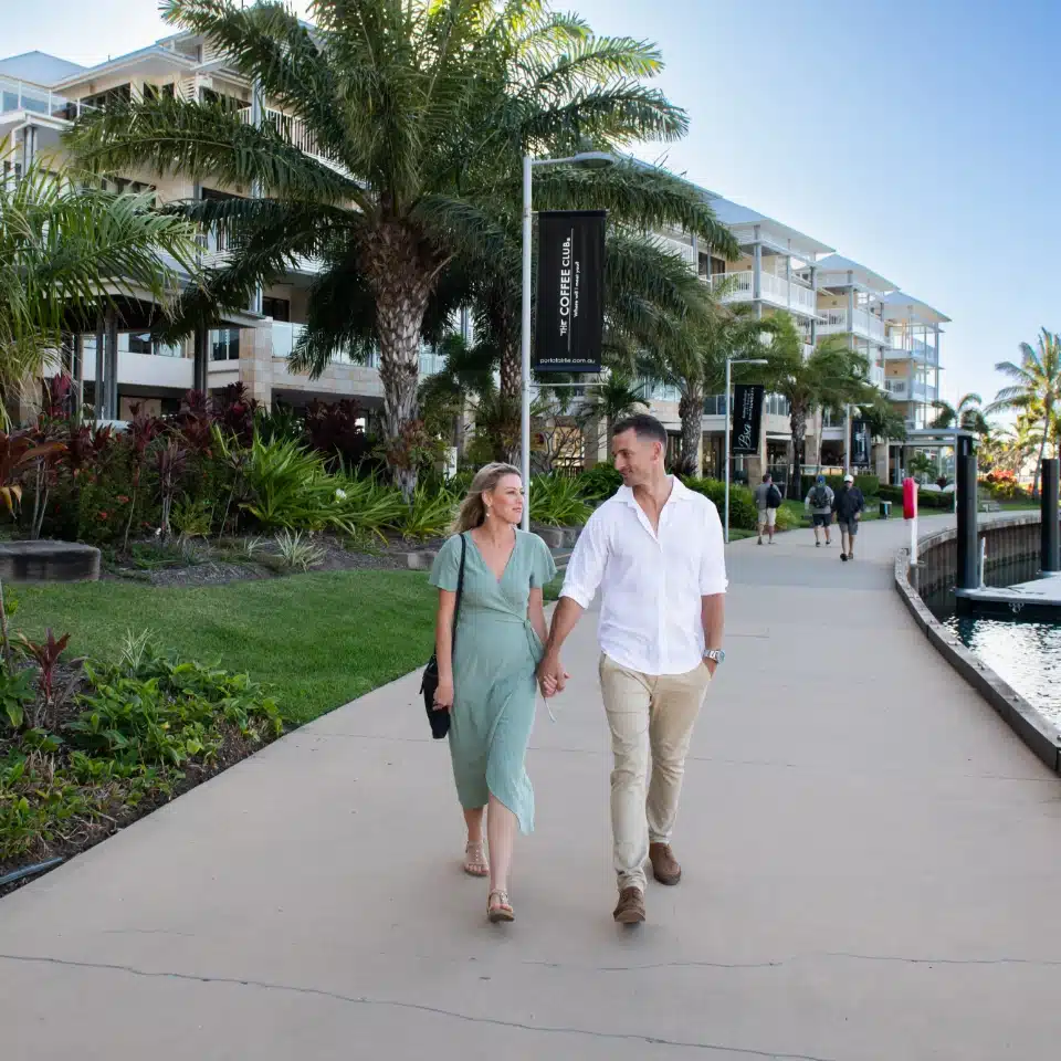 How to Travel to Airlie Beach from Elsewhere in Australia ~ Airlie Summit